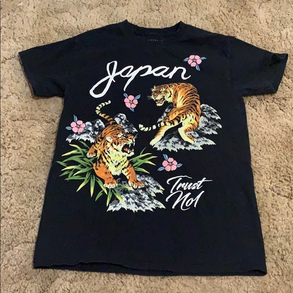 Popular Poison | Tops | Popular Poison Japan Tshirt | Poshmark